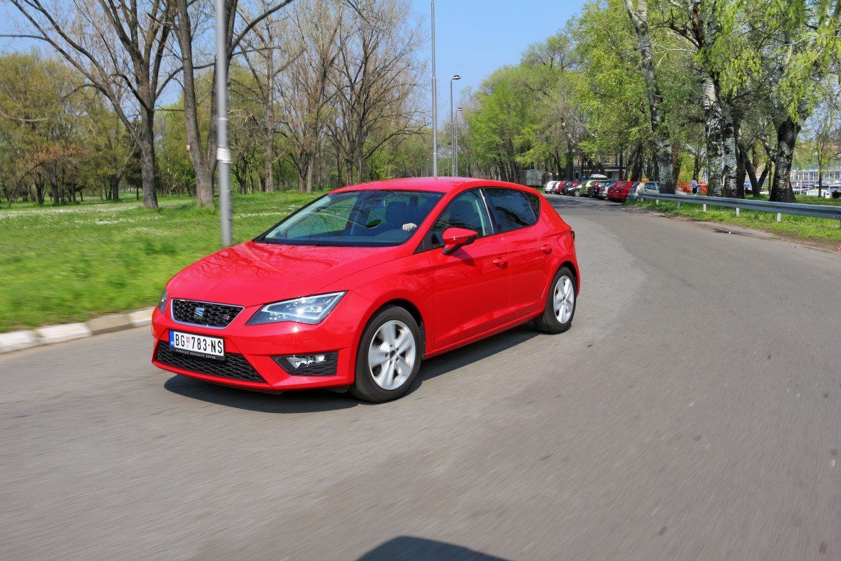 Seat Leon 2,0 TDI DSG FR - Auto magazin
