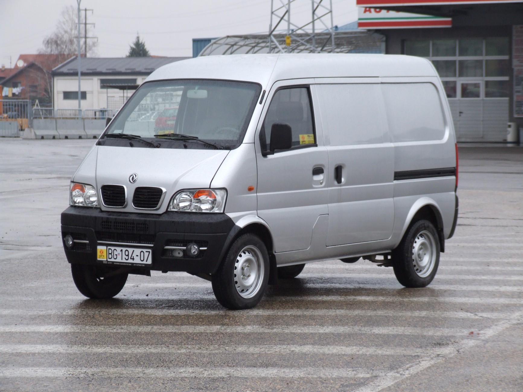 DongFeng mini van - Auto magazin