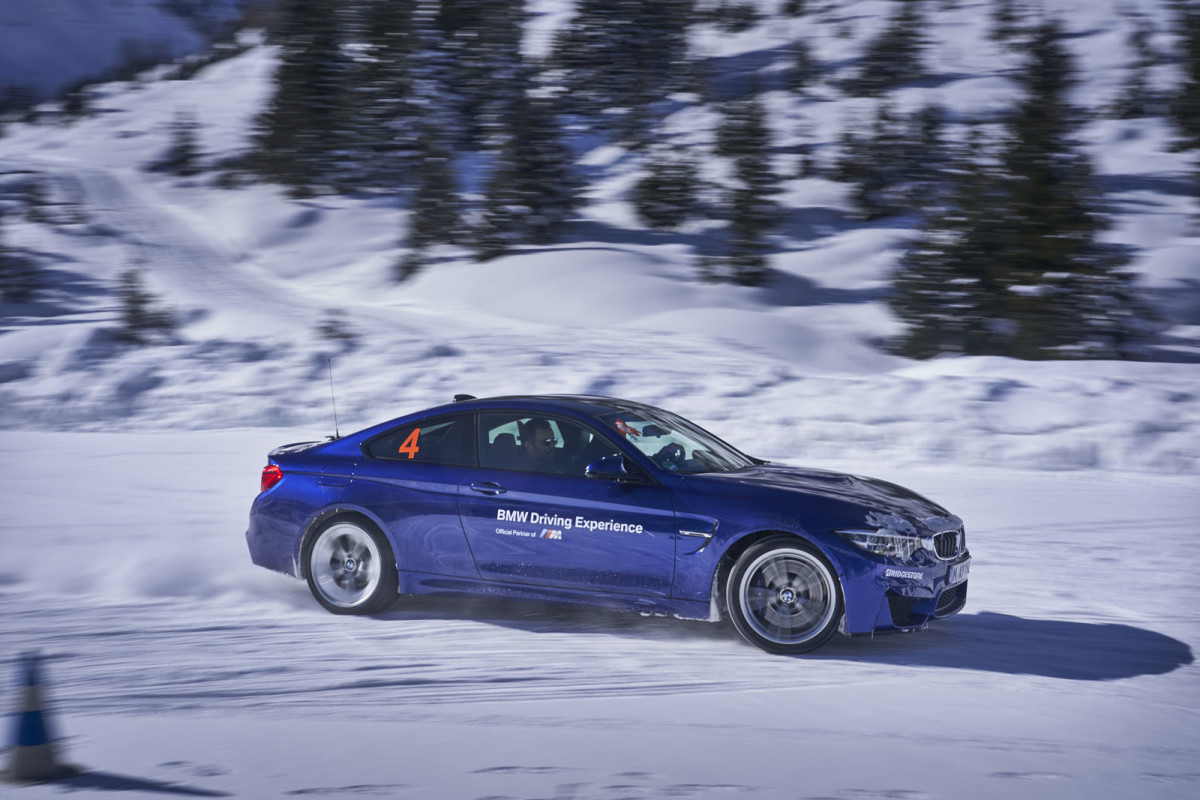 Ekskluziva na snegu: BMW M4 Snow Drift | Auto magazin