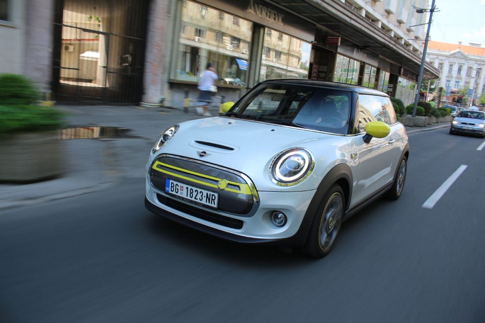 TEST: Mini Cooper SE - Auto magazin Najnovije