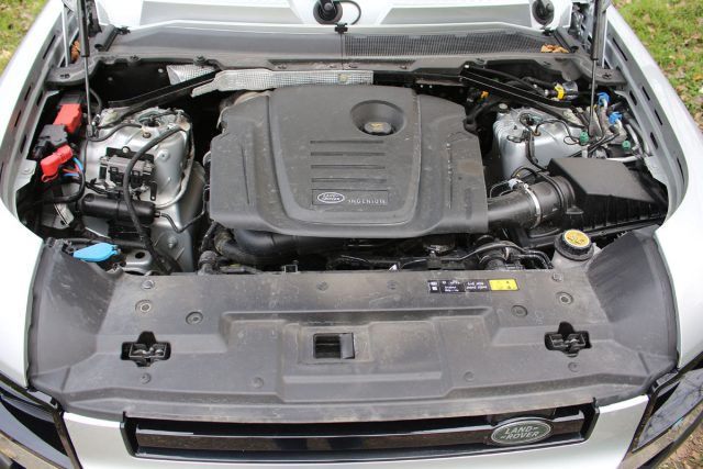 TEST: Land Rover Defender D240 HSE - Auto magazin Najnovije