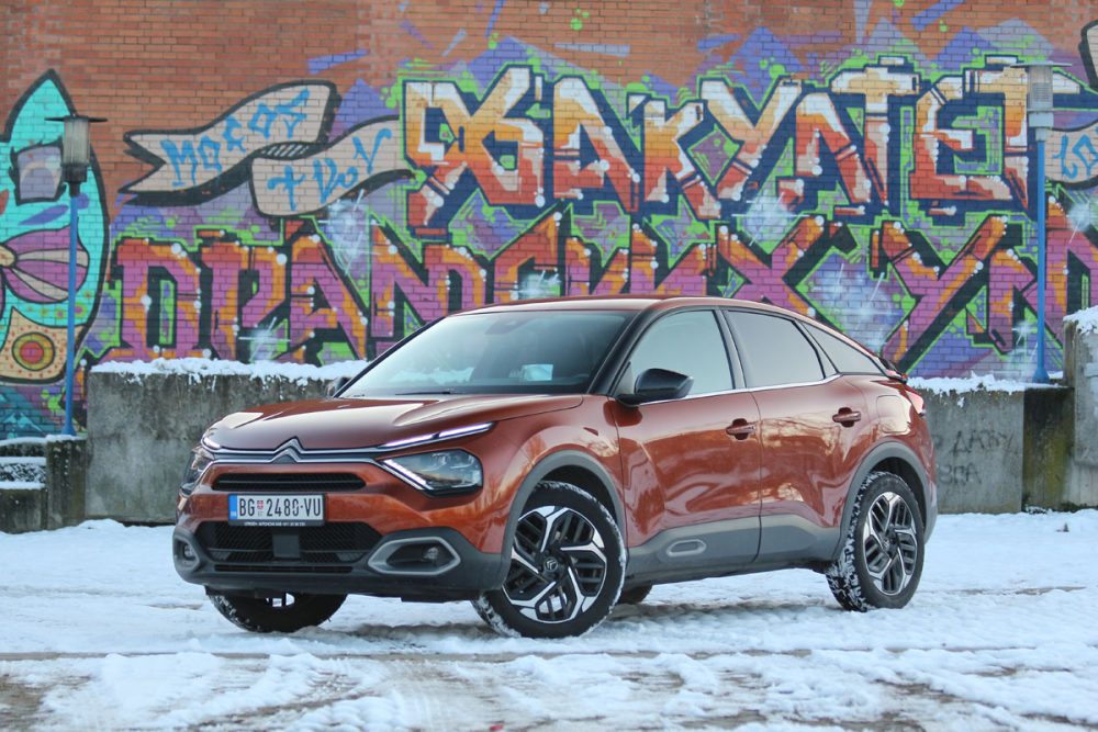 TEST: Citroën C4 1,2 PureTech 130 Max - Auto magazin Featured