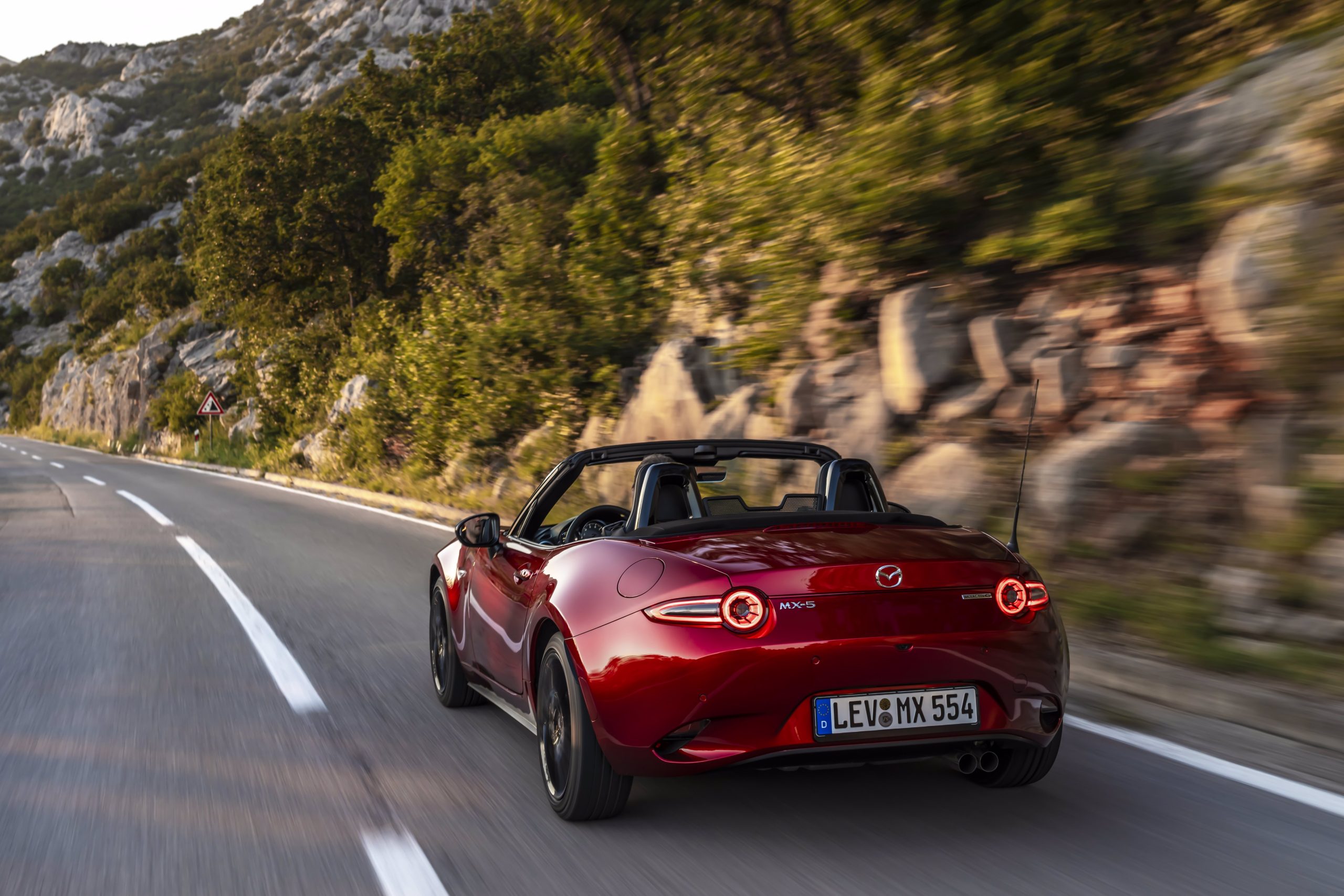 Mazda MX-5: 35 godina uživanja u vožnji - Auto magazin Svet